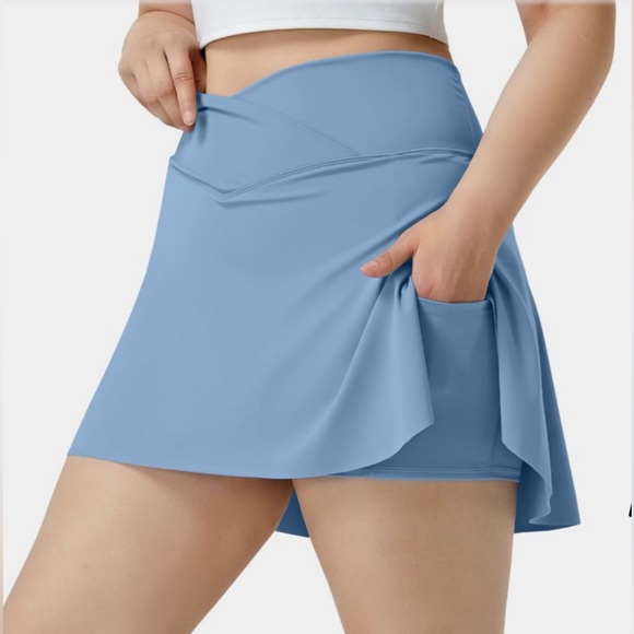 HALARA | Shorts | Nwt Halara Everyday Cloudful Air Crossover Tennis ...